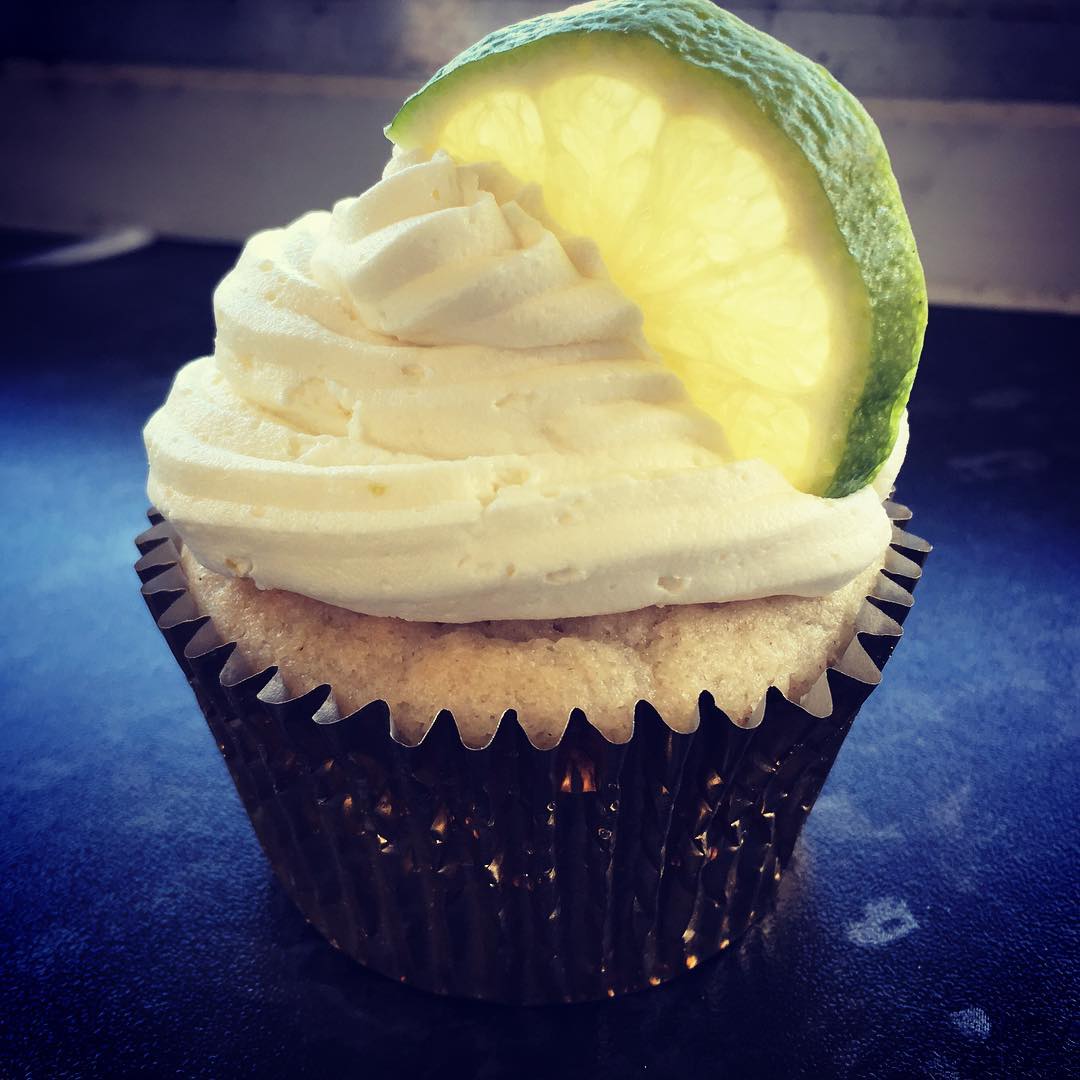 G+T cupcake | Fat Gay Vegan
